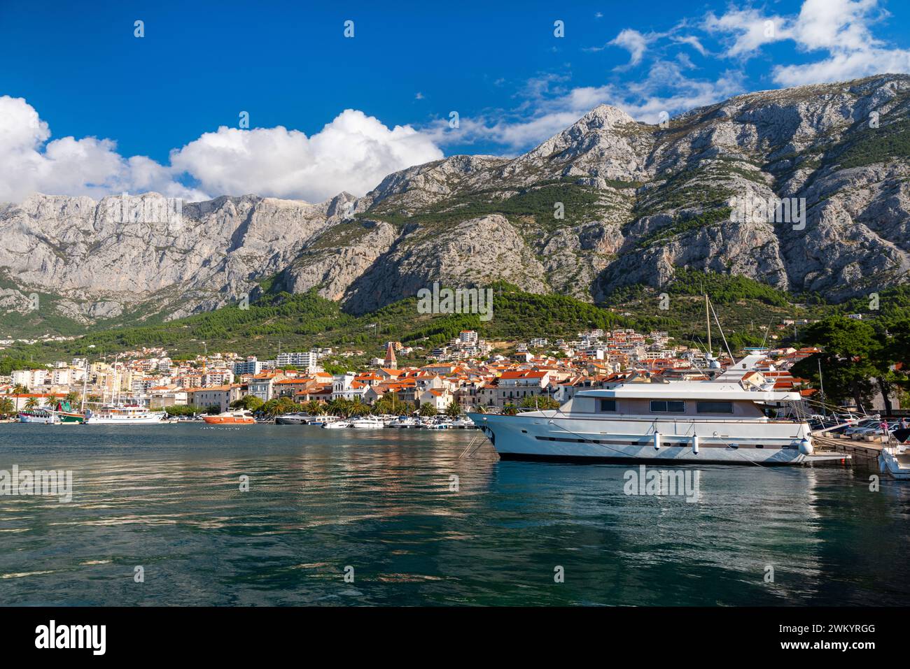 Makarska harbor hi-res stock photography and images - Alamy