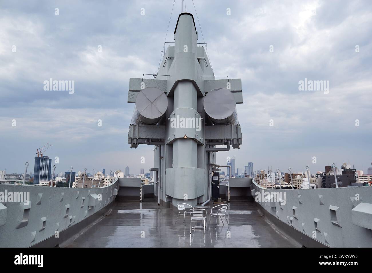 New Sky Building No. 3 / Gunkan building ('battleship building ...