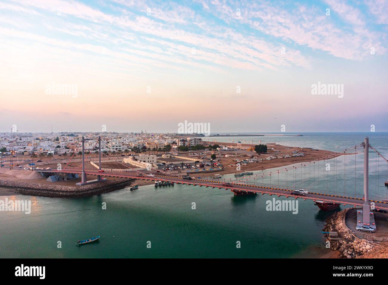 Ancient bridge arabian peninsula hi-res stock photography and images ...