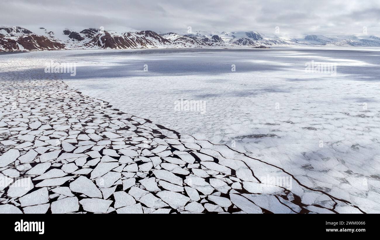 Fast ice breaking up, Svalbard, Arctic Stock Photo - Alamy