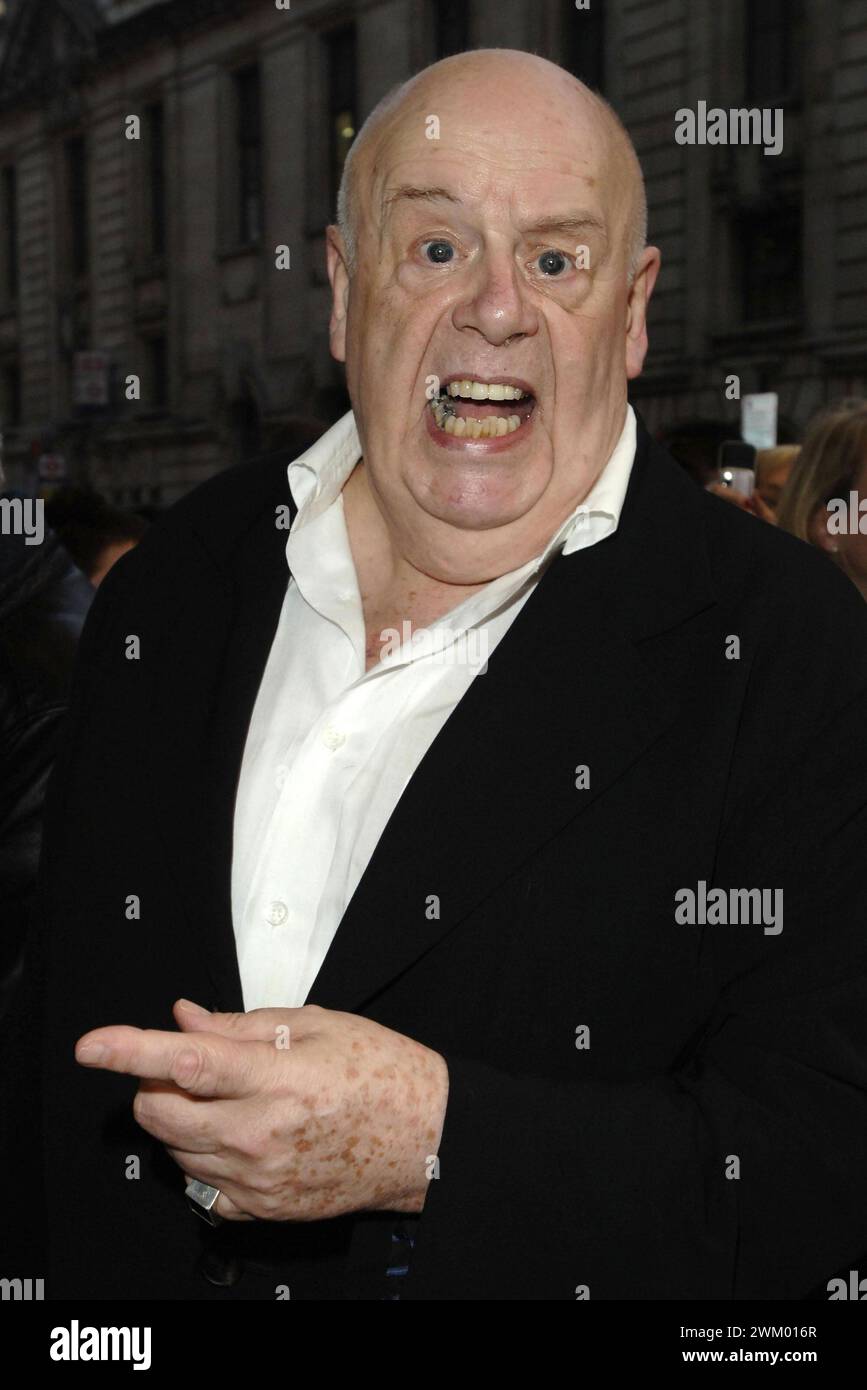 File photo dated 12/04/07 of actor John Savident arriving for the VIP ...