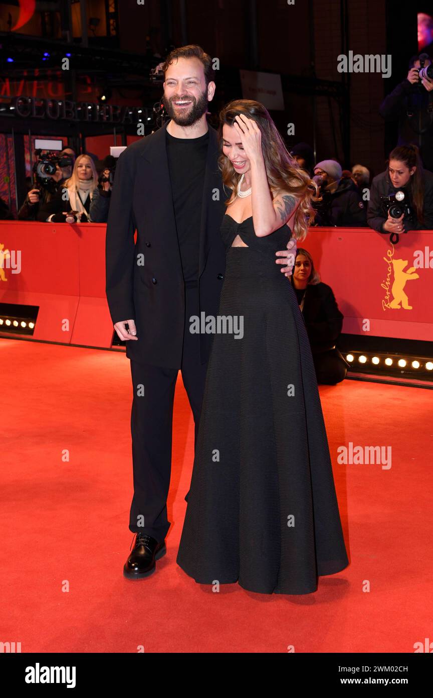 Alessandro Borghi und Irene Forti bei der Premiere des Kinofilms 'Seven ...