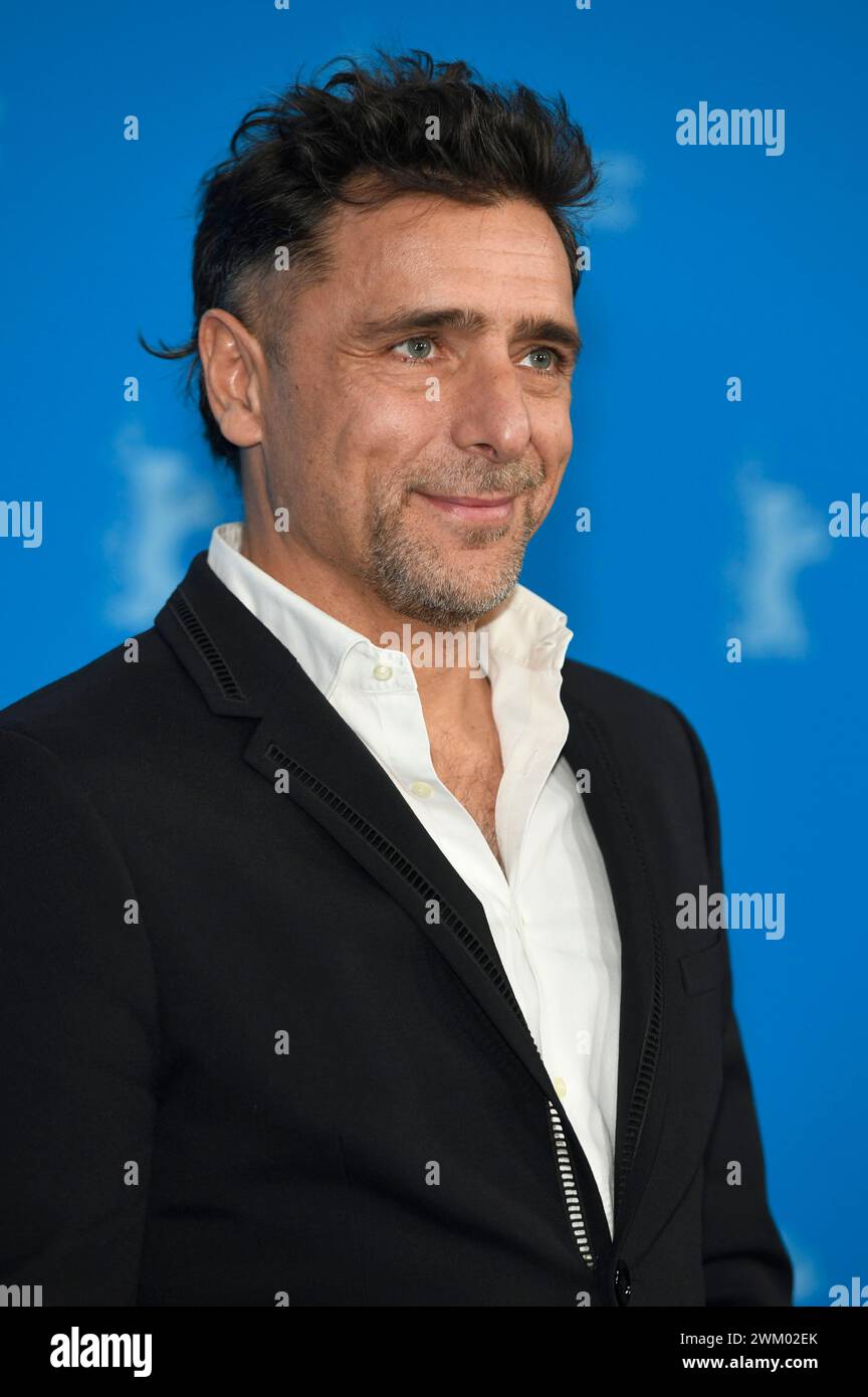 Adriano Giannini beim Photocall zur Miniserie 'Supersex' auf der Berlinale 2024 / 74 ...
