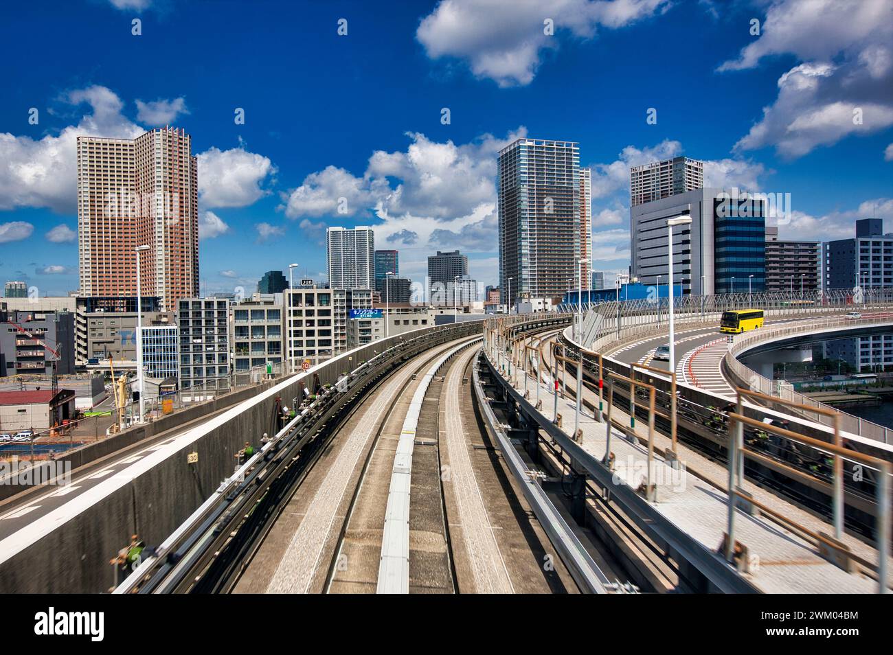 Yurikamome line, Monorail train, Tokyo, Japan Stock Photo - Alamy