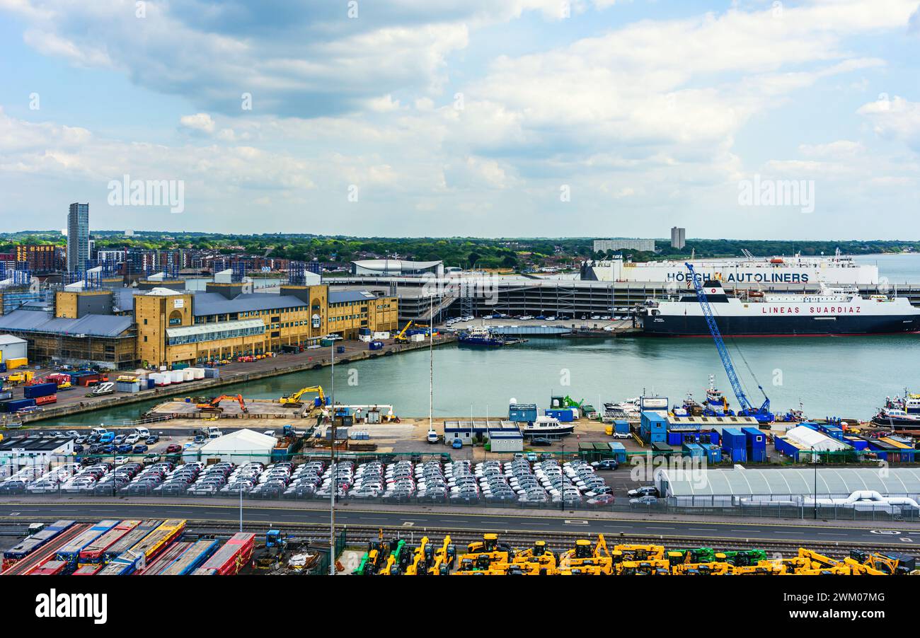 Southampton Docks, Southampton, Hampshire, England, Europe Stock Photo ...