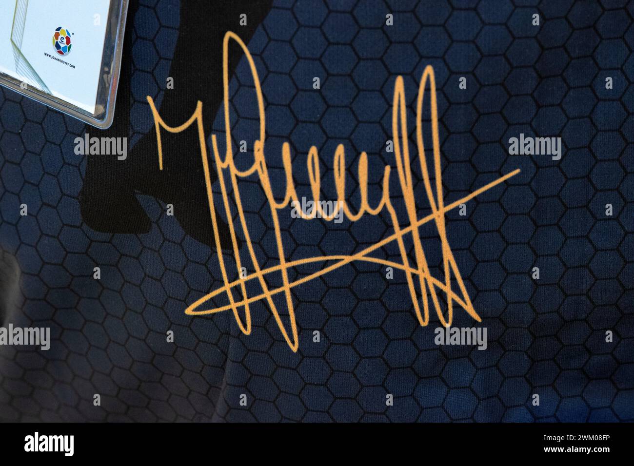 Signature From Johan Cruijff At Amsterdam The Netherlands 22-9-2022 ...