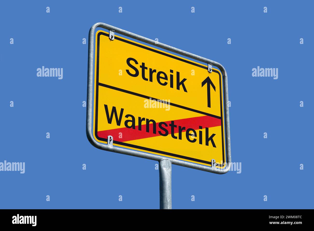 Ortsschild mit Streik und Warnstreik Ortsschild mit Streik und ...