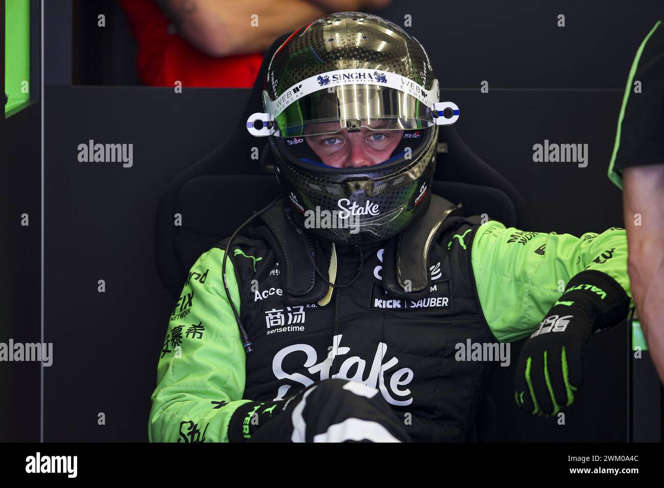 BOTTAS Valtteri (fin), Stake F1 Team Kick Sauber C44, portrait, box ...