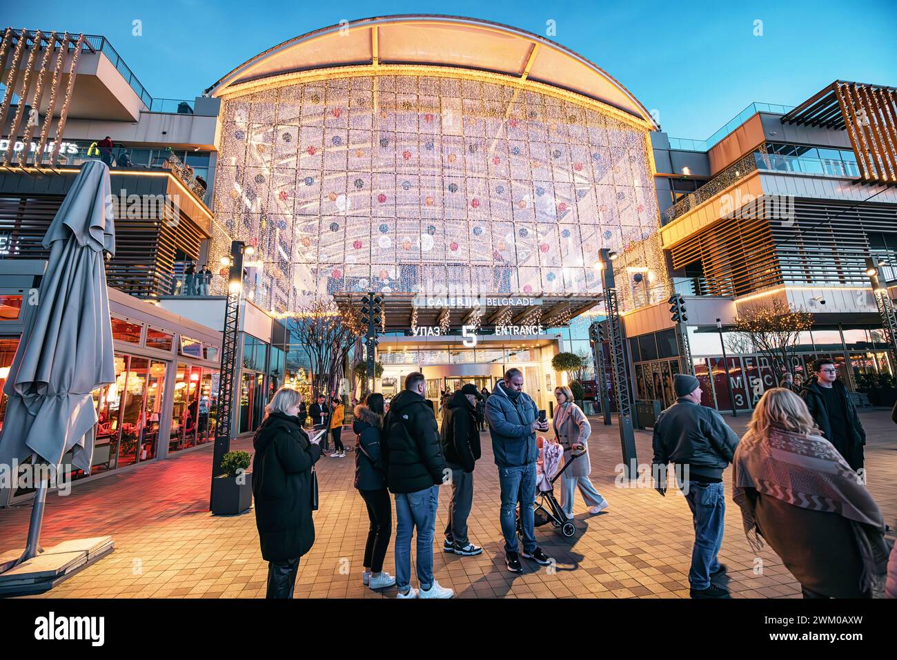 02 January 2024, Belgrade, Serbia: bustling atmosphere of Belgrade's ...