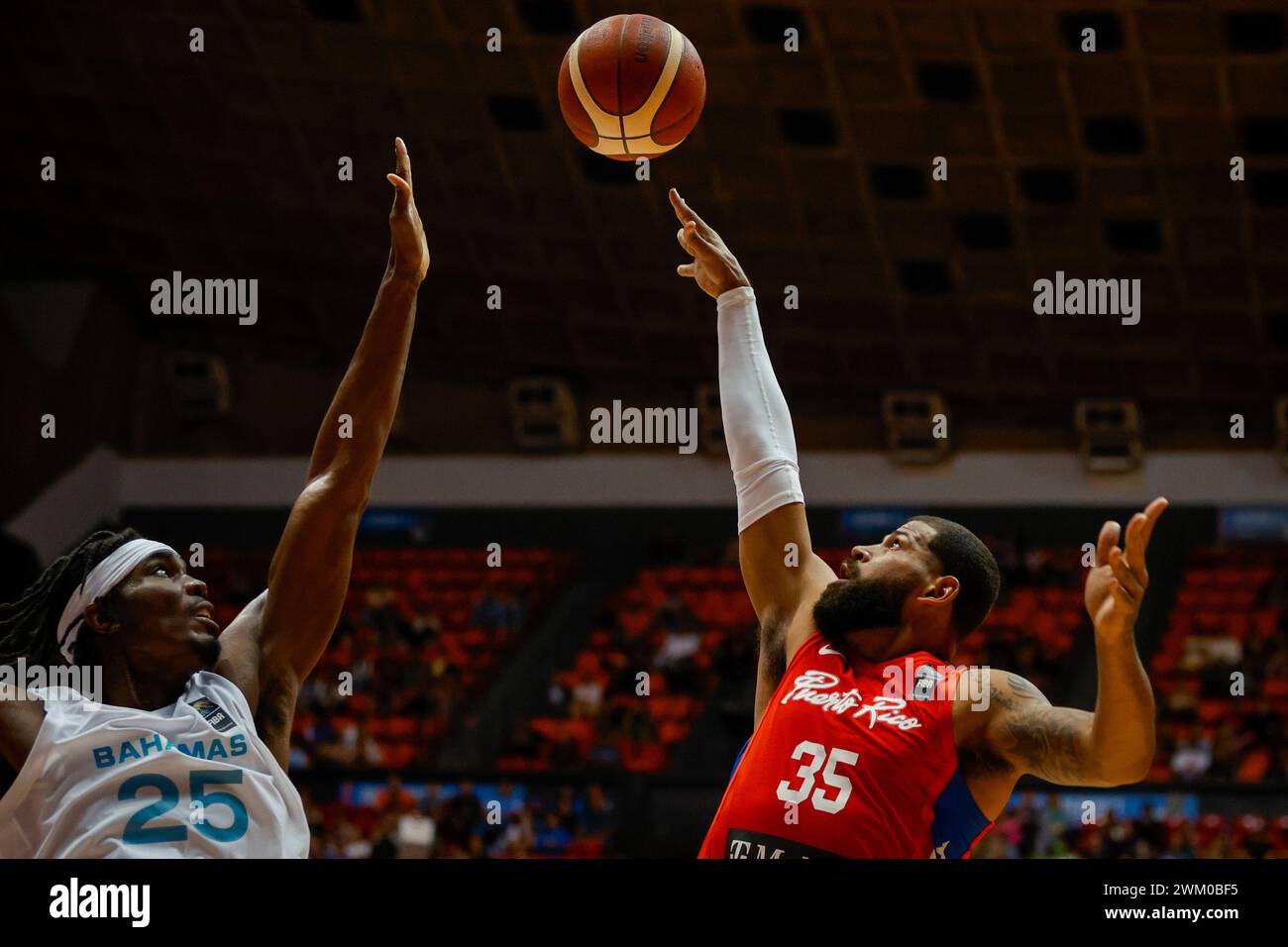 Angel medina hi-res stock photography and images - Alamy