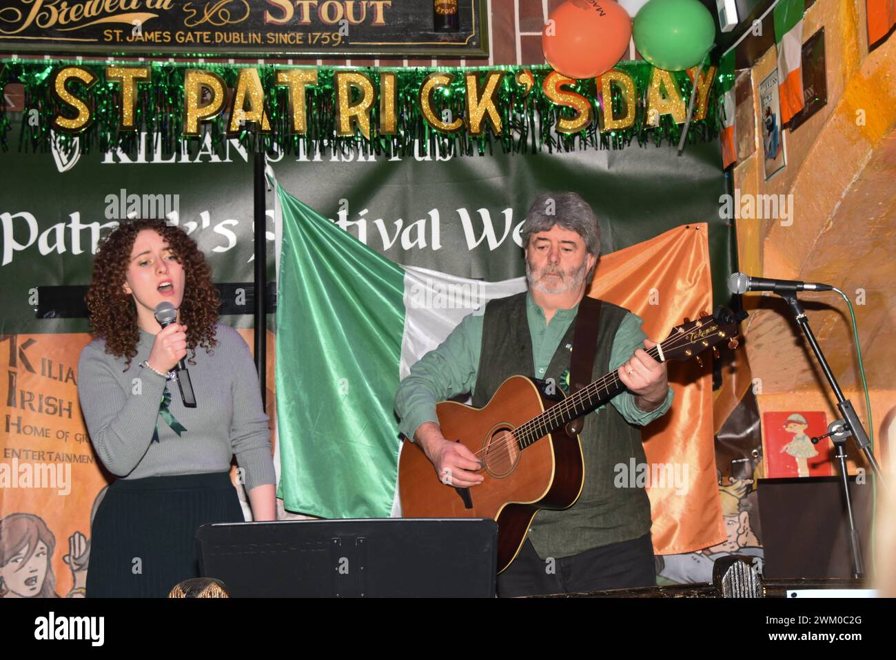 Orla Geary Parade Princess,Saengerin Paul Daly Mitbegruender, Musiker ...