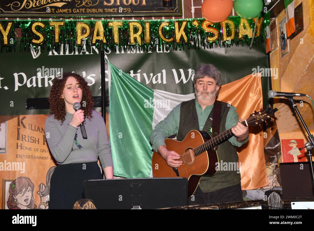 Orla Geary Parade Princess,Saengerin Paul Daly Mitbegruender, Musiker ...