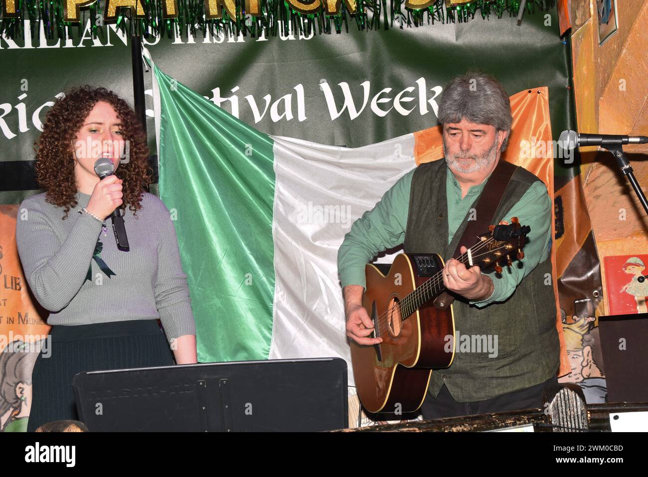 Orla Geary Parade Princess,Saengerin Paul Daly Mitbegruender, Musiker ...
