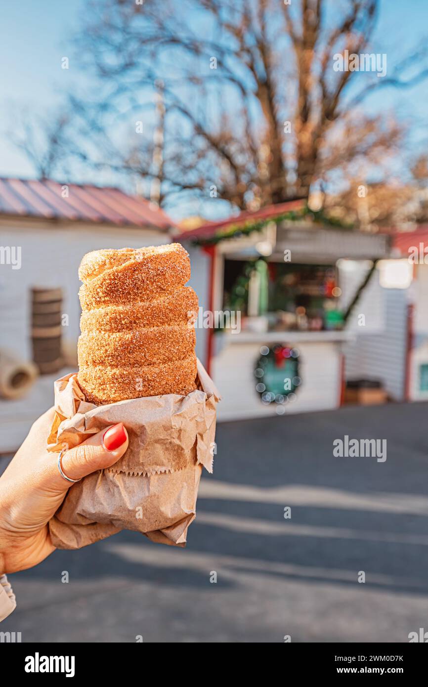 Traditional czech trdelnik soft hi-res stock photography and images - Alamy