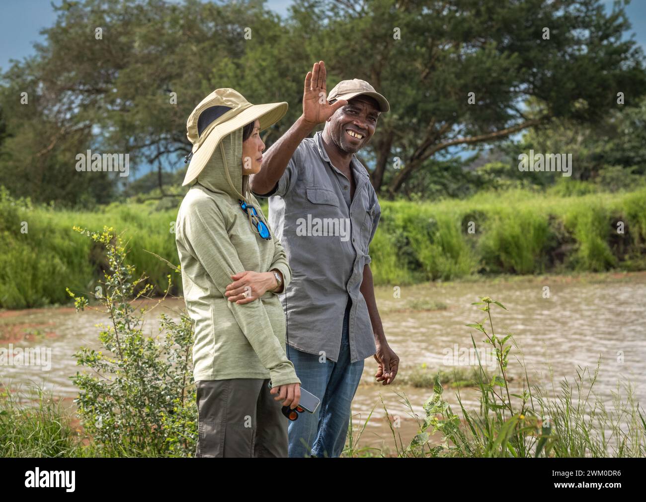 African tourist guide hi-res stock photography and images - Alamy