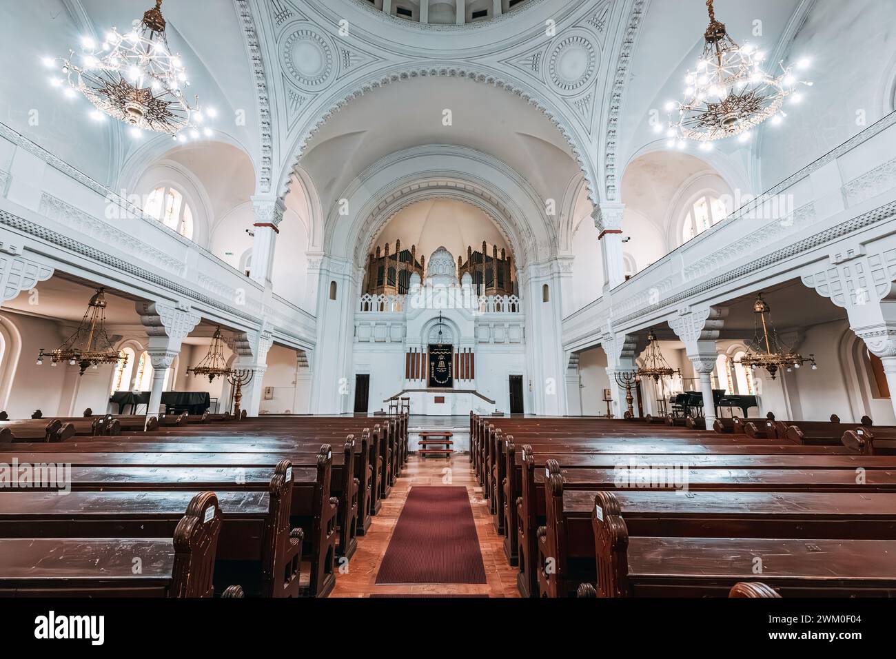 05 January 2024, Novi Sad, Serbia: historic synagogue in Novi Sad ...