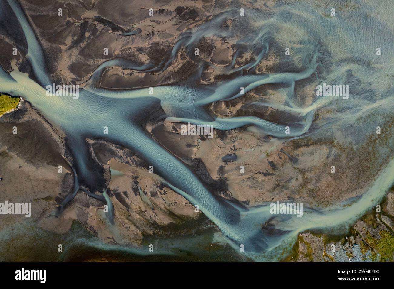 Abstraction of patterns and colors of Icelandic rivers, a mix of ...