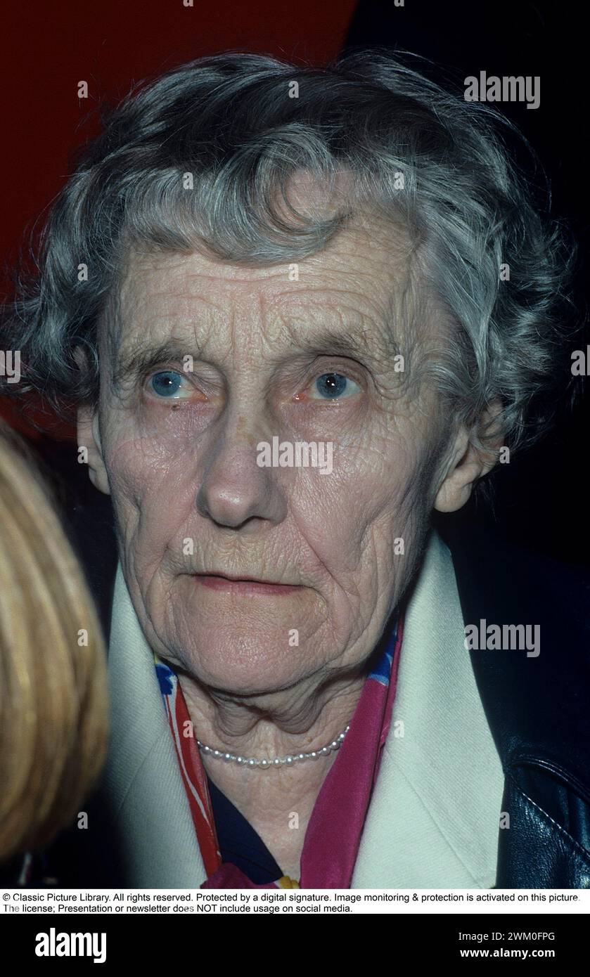 Famous caption hi-res stock photography and images - Alamy