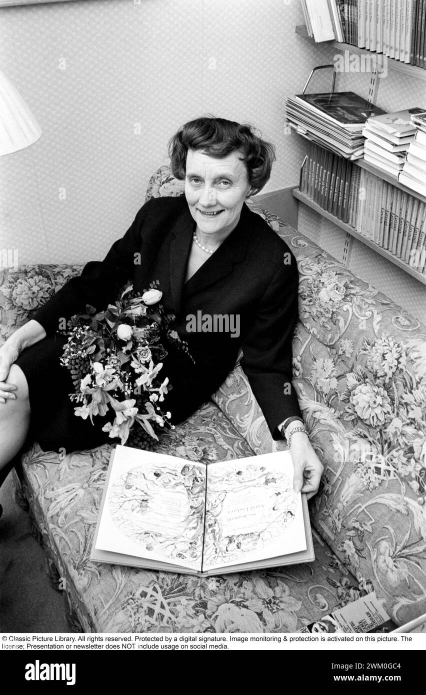 Svensk famous people hi-res stock photography and images - Alamy