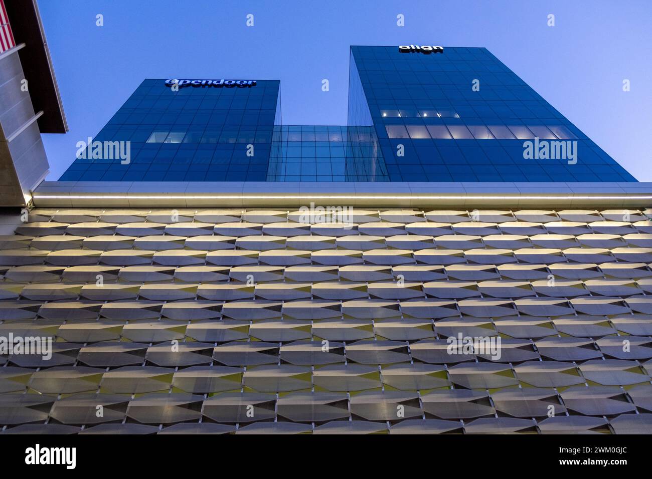 Opendoor and Align modern highrise office block buildings in Mesa ...