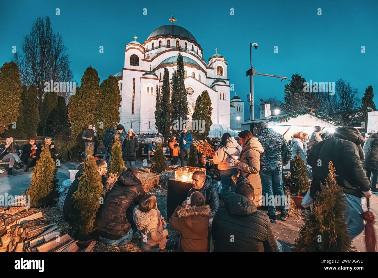 06 January 2024, Belgrade, Serbia: Festive Atmosphere: As night falls ...