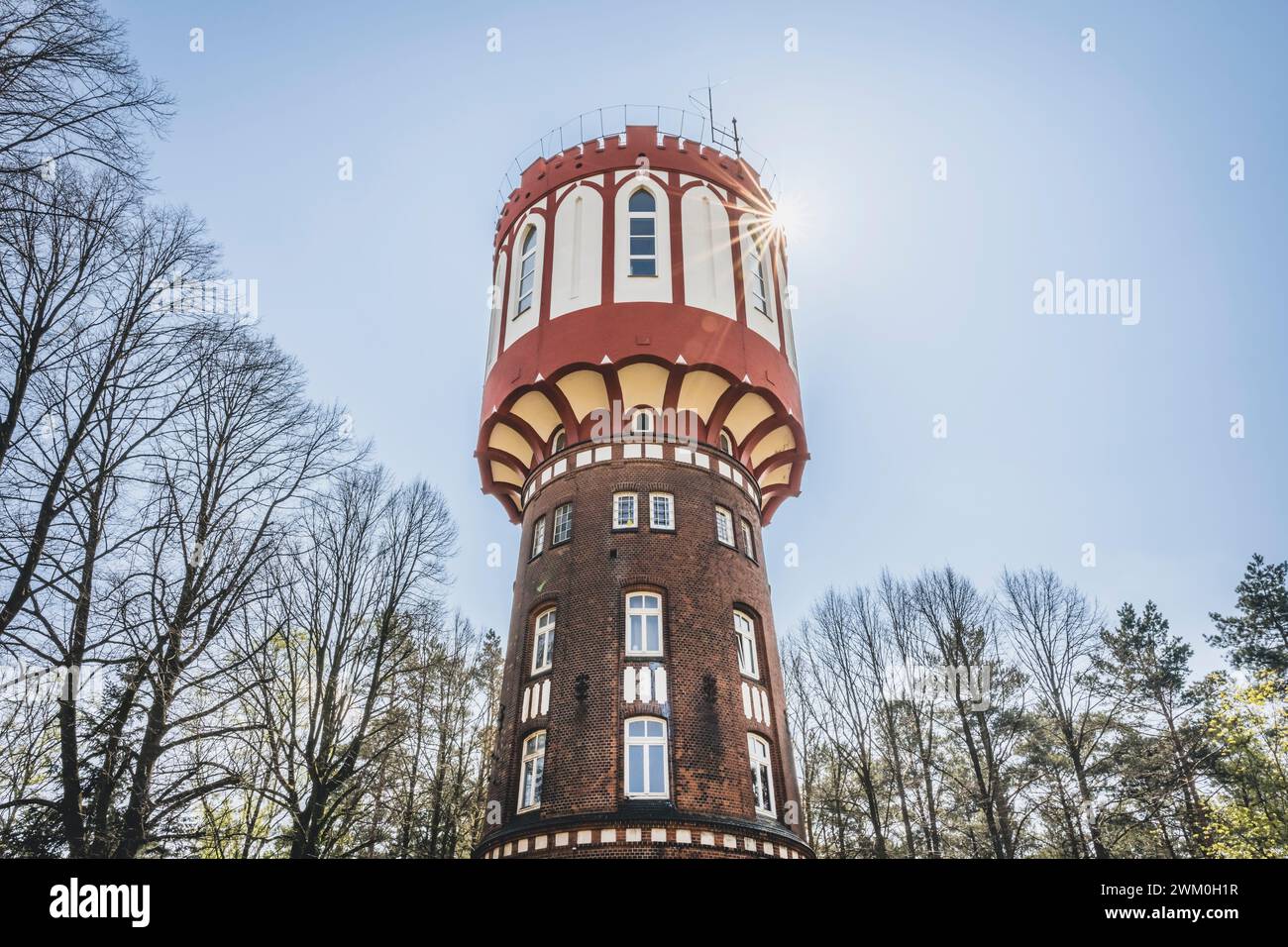 Germany, Hamburg, Sun shining over Sander Dickkopp water tower Stock ...