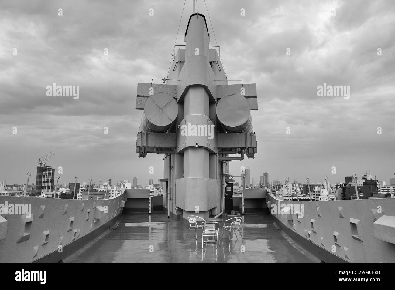 New Sky Building No. 3 / Gunkan building ('battleship building ... New Sky Building No. 3 / Gunkan building ('battleship building ...