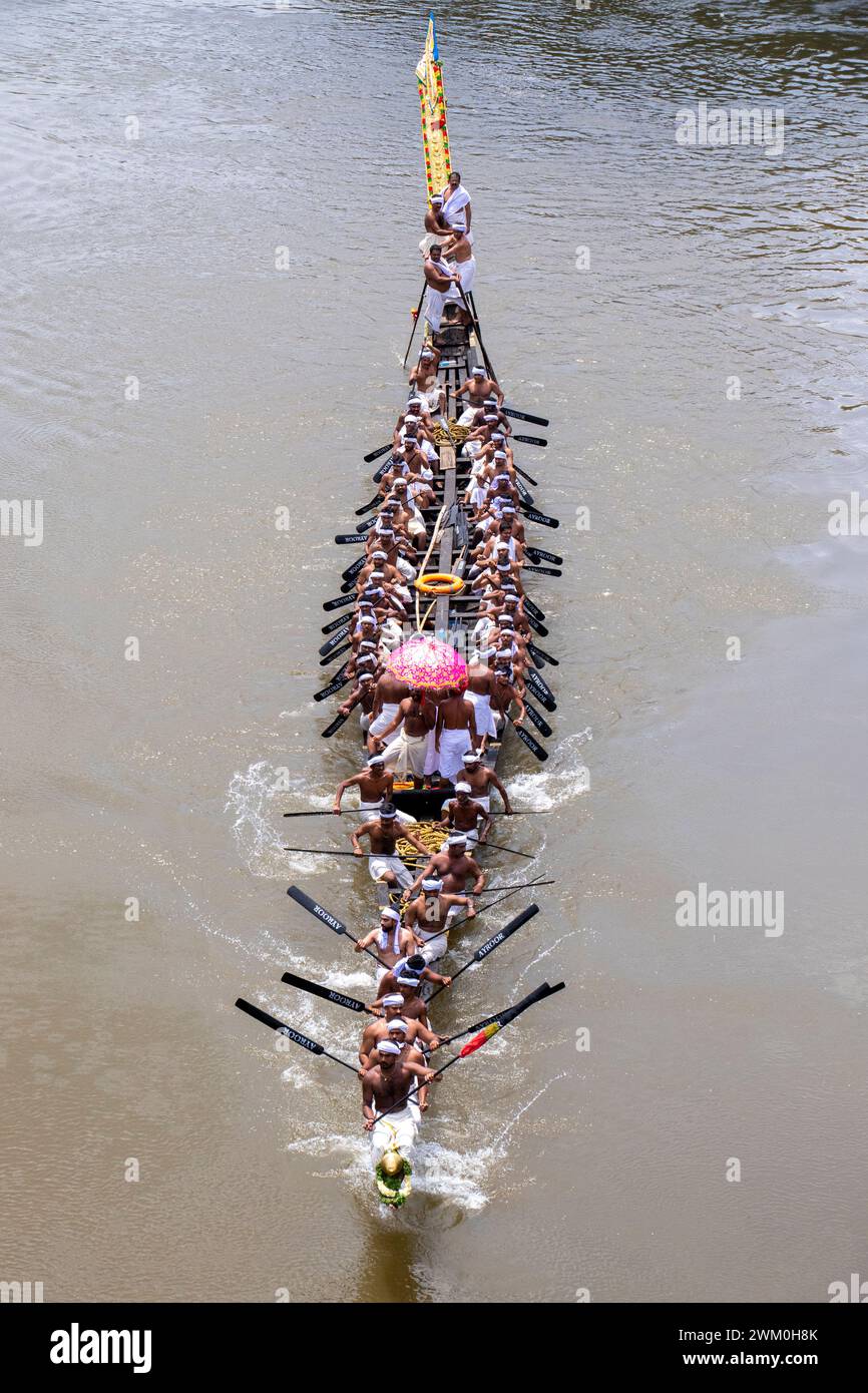 Snake Boat Kerala Stock Photo - Alamy