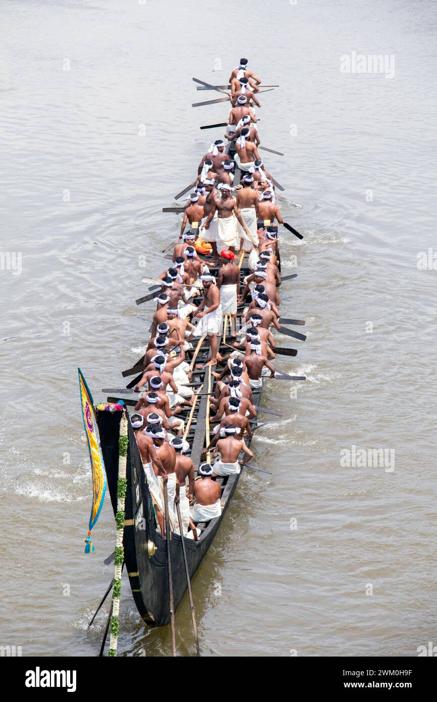 Kerala Traditional Snake Boat Race Stock Photo - Alamy