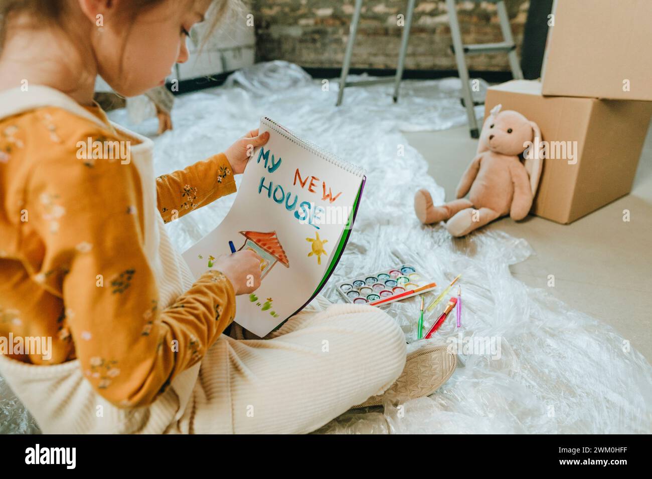 Cardboard box sketch hi-res stock photography and images - Alamy