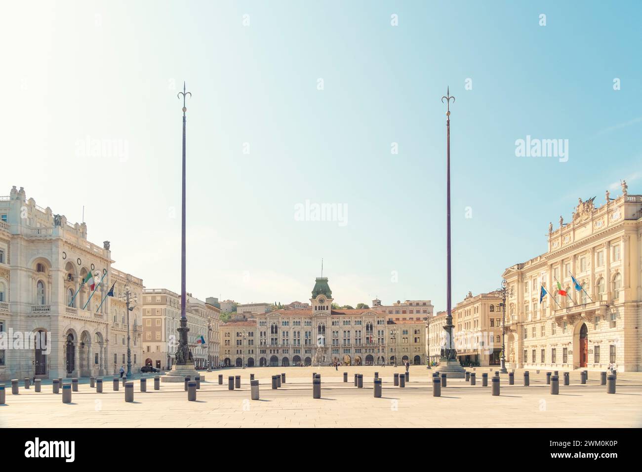 Italy, Friuli-Venezia Giulia, Trieste, Unity of Italy Square in summer ...