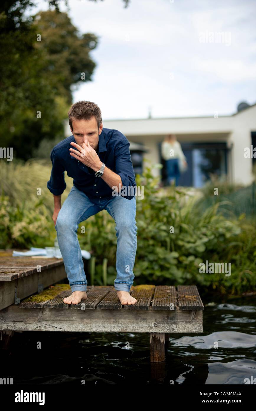 Breath holding hi-res stock photography and images - Alamy