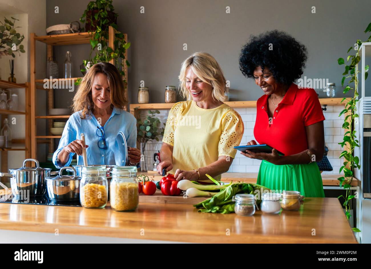 Cooking class at home hi-res stock photography and images - Alamy