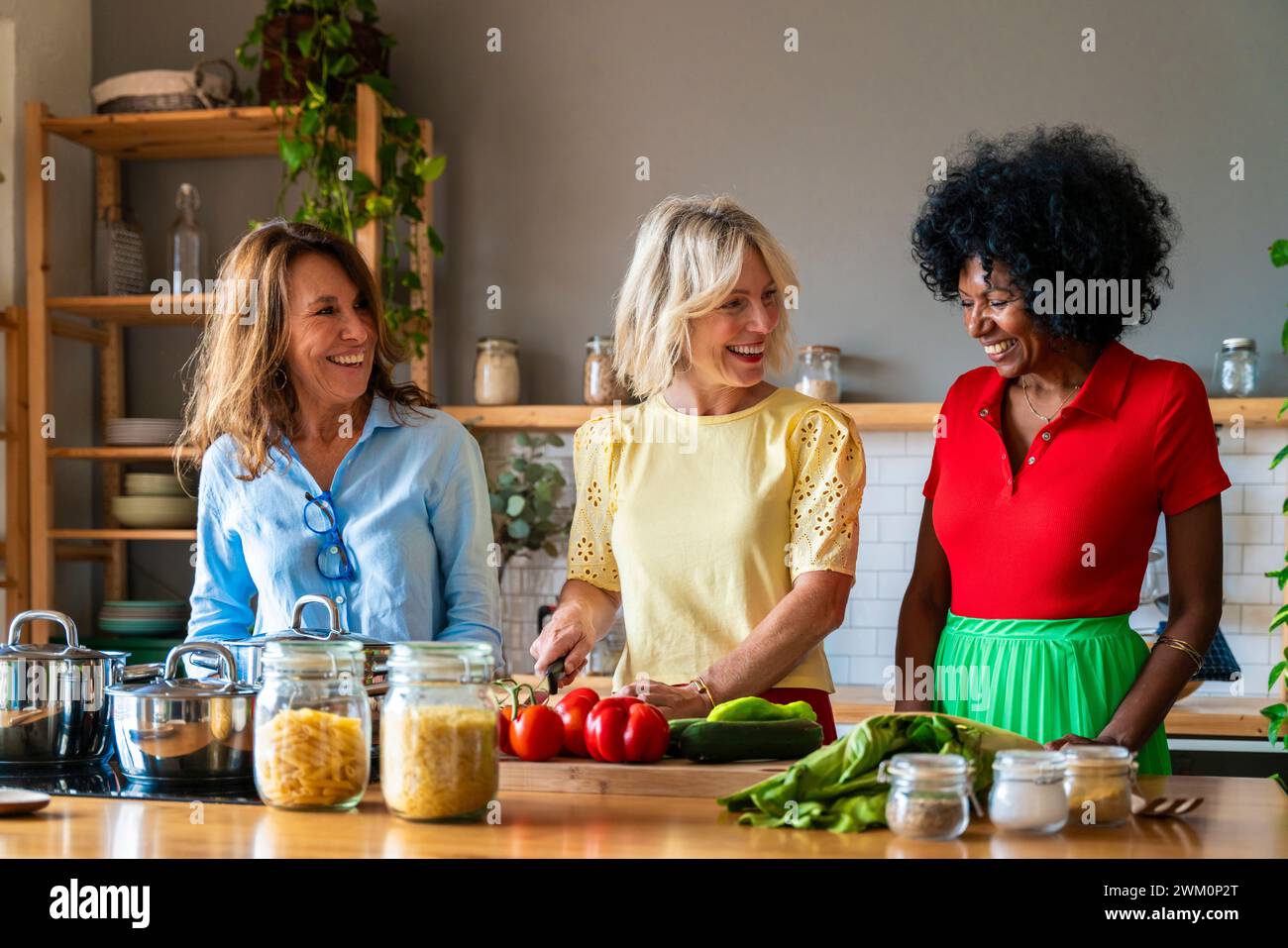 Happy caucasian women preparing hi-res stock photography and images - Alamy