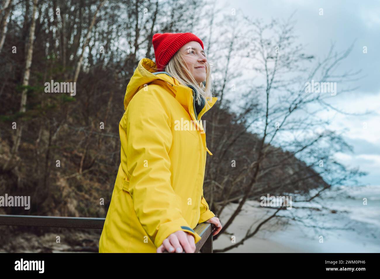 Woman wearing winter jacket hi-res stock photography and images - Alamy