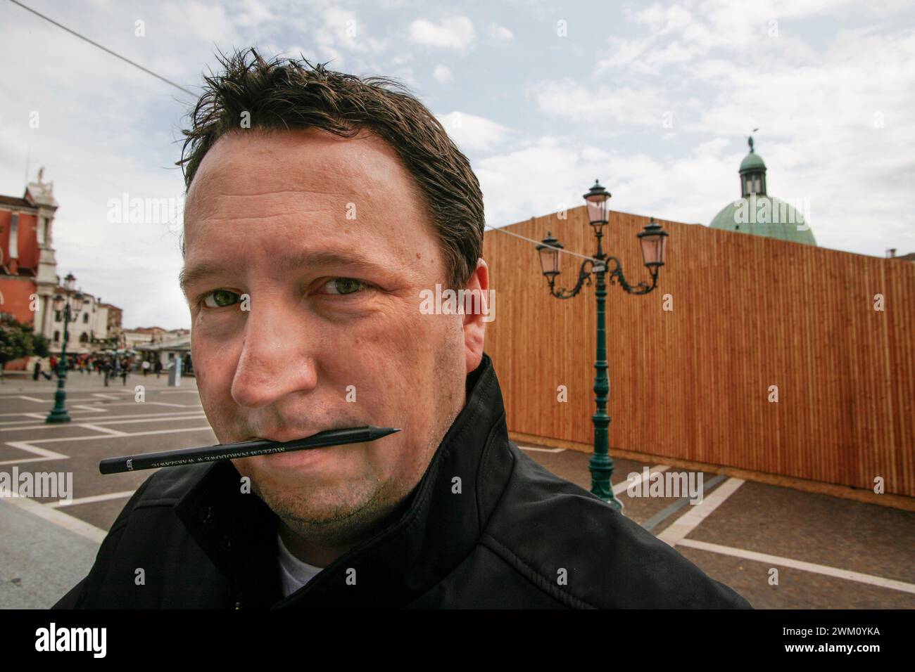 Gareth hoskins architects studio hi-res stock photography and images ...