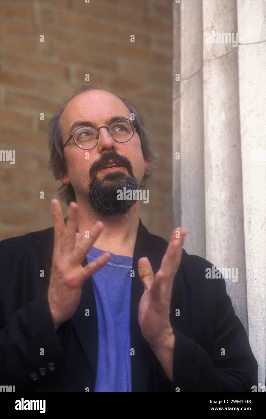 Biennale arte di venezia 1995 hi-res stock photography and images - Alamy