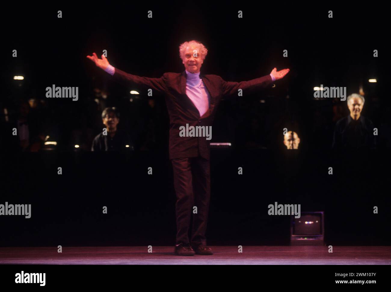 Leone doro alla carriera per la danza hi-res stock photography and ...