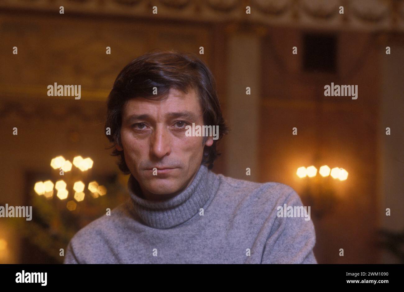 Saura flamenco film hi-res stock photography and images - Alamy