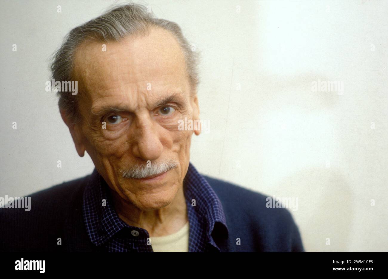 Actor de 1980 hi-res stock photography and images - Alamy