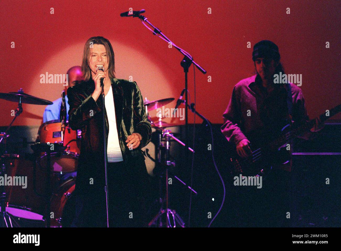 David Bowie Milan 1999 Buick Bowie 2020 2024
