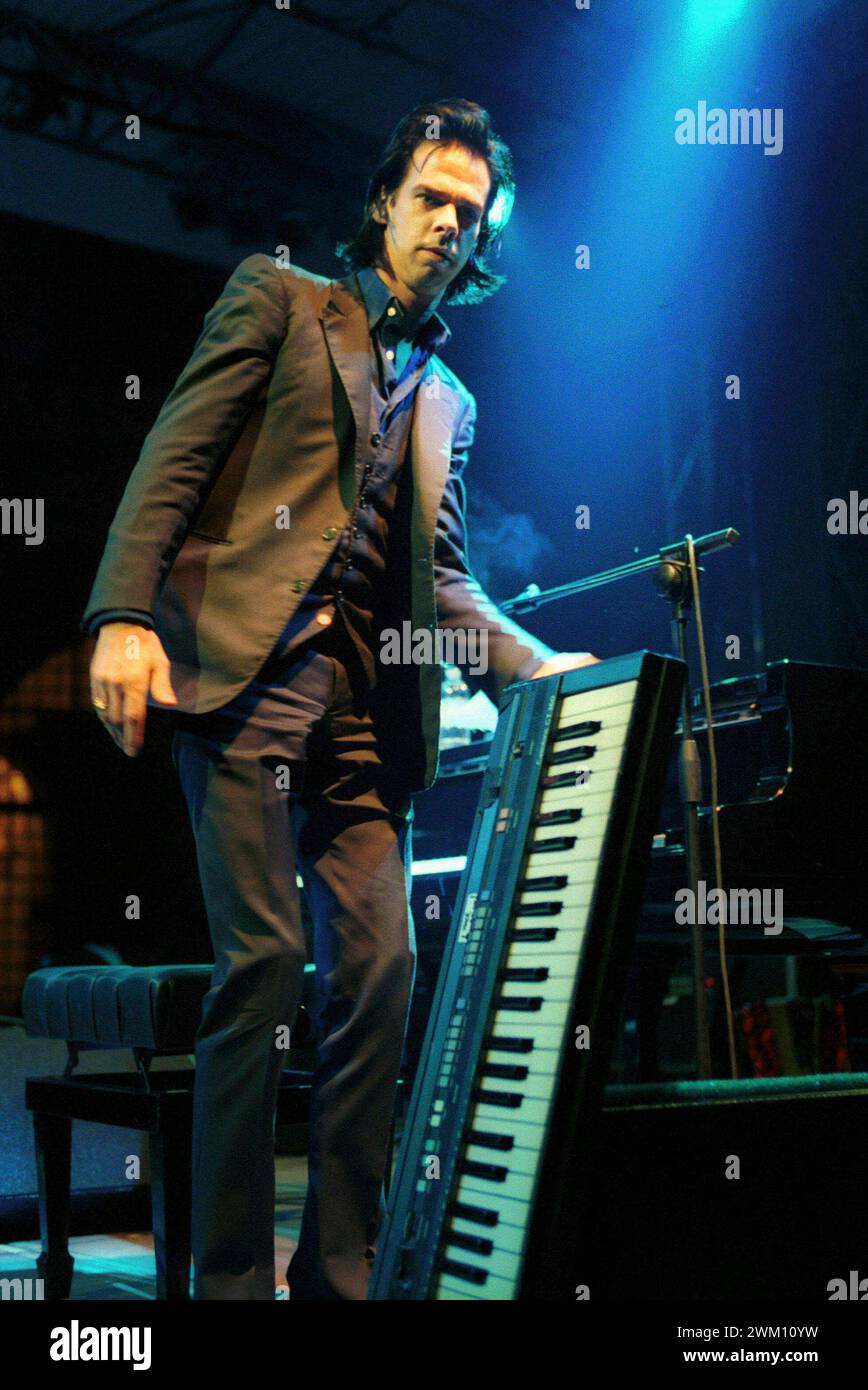 Nick cave cantante hi-res stock photography and images - Alamy