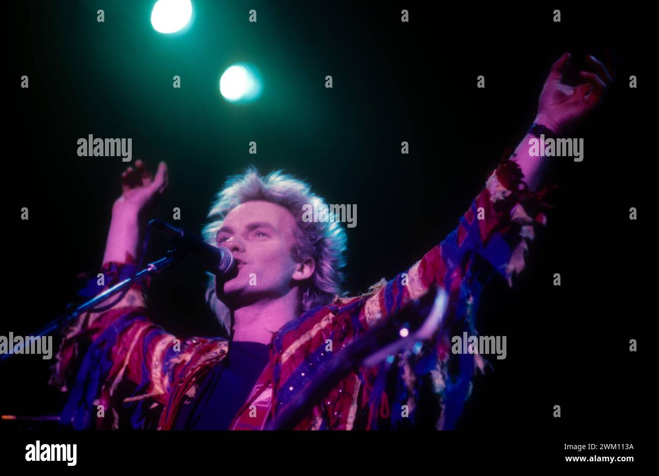 Sting concerto hi-res stock photography and images - Alamy