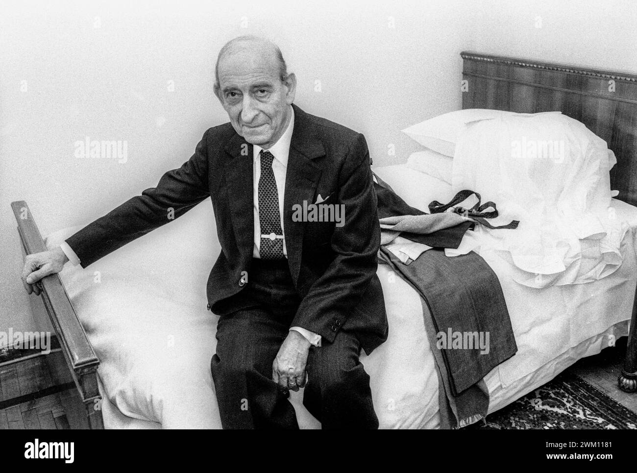 3825122 Raymond Aron; (add.info.: Rome, about 1981. French philosopher ...