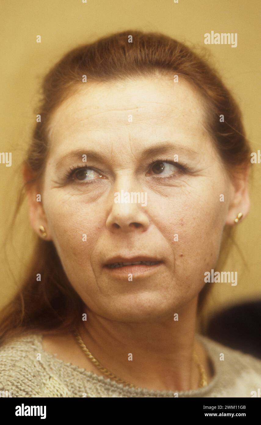 Poetessa ungherese hi-res stock photography and images - Alamy