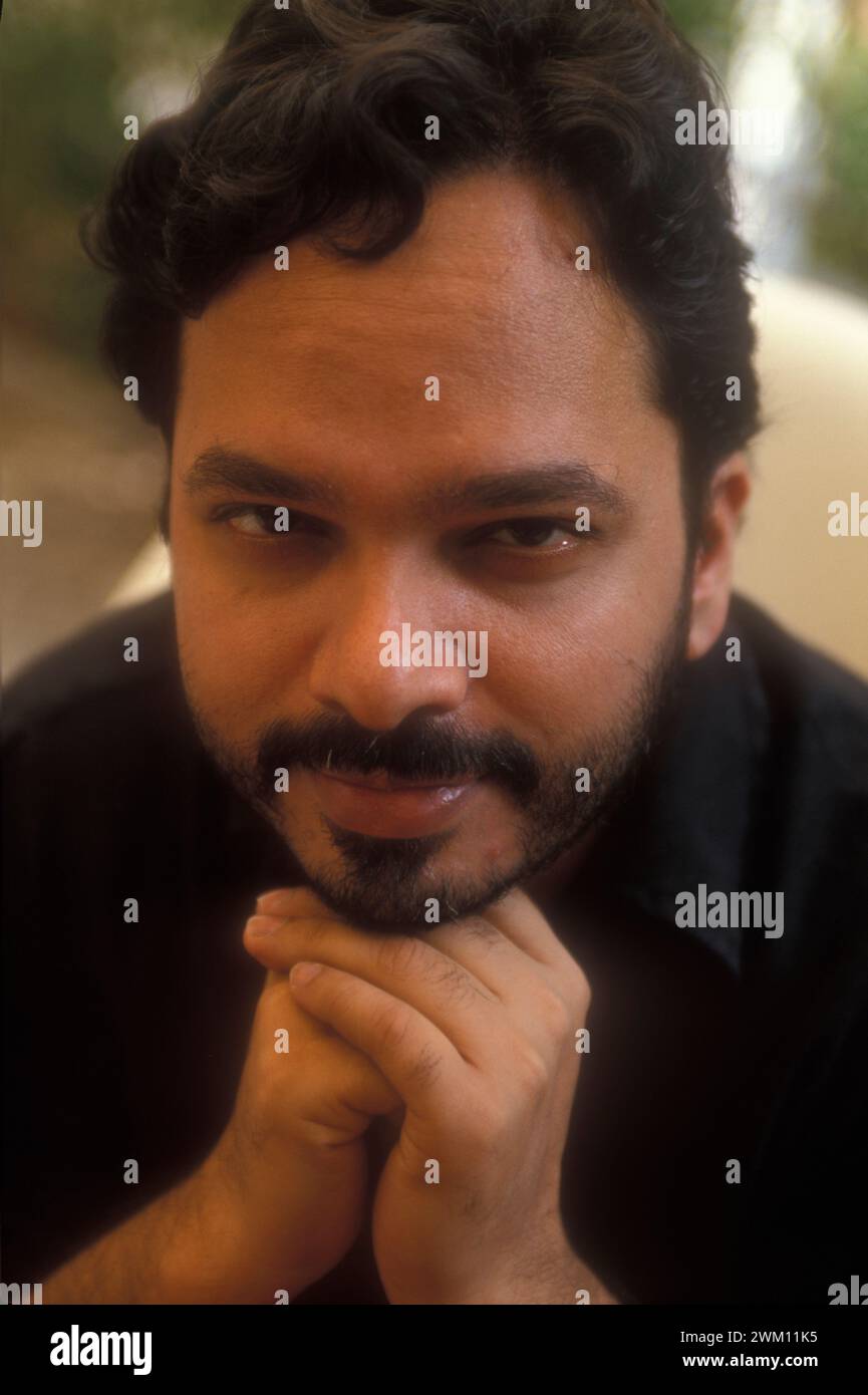 Scrittori indiani hi-res stock photography and images - Alamy