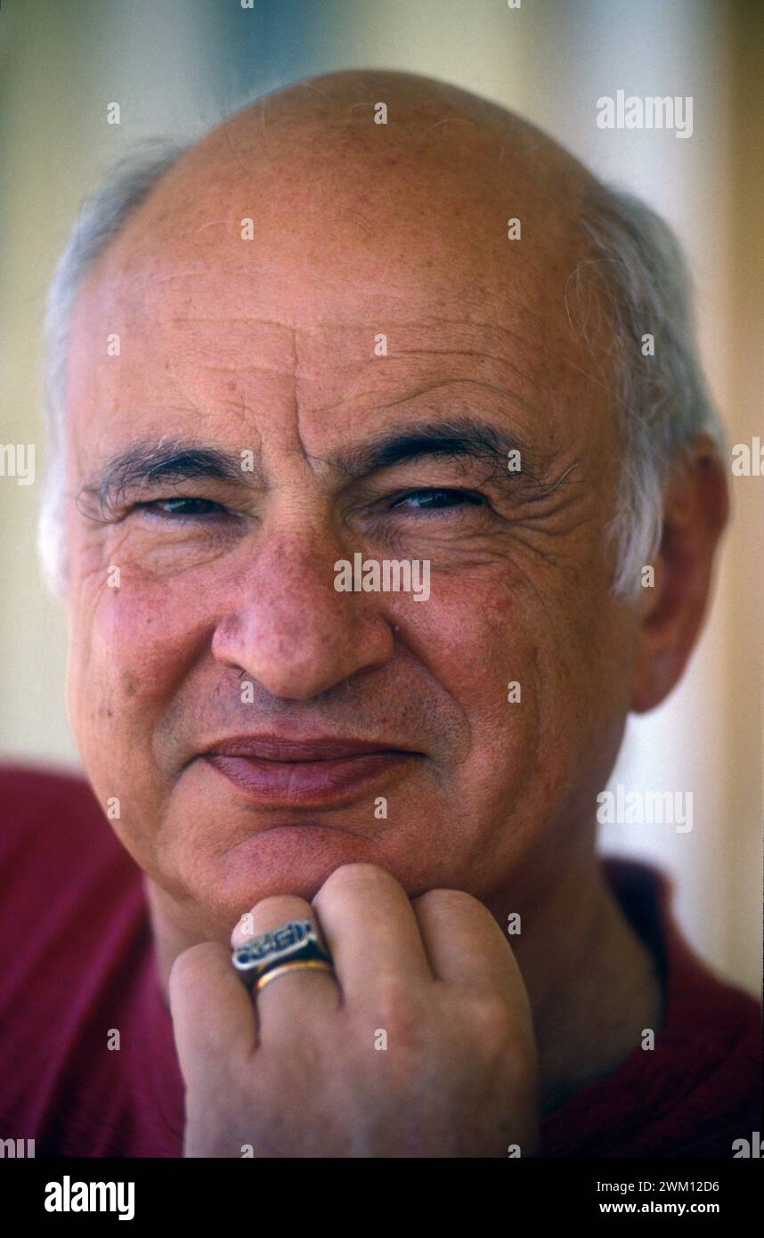 Edgar morin hi-res stock photography and images - Alamy