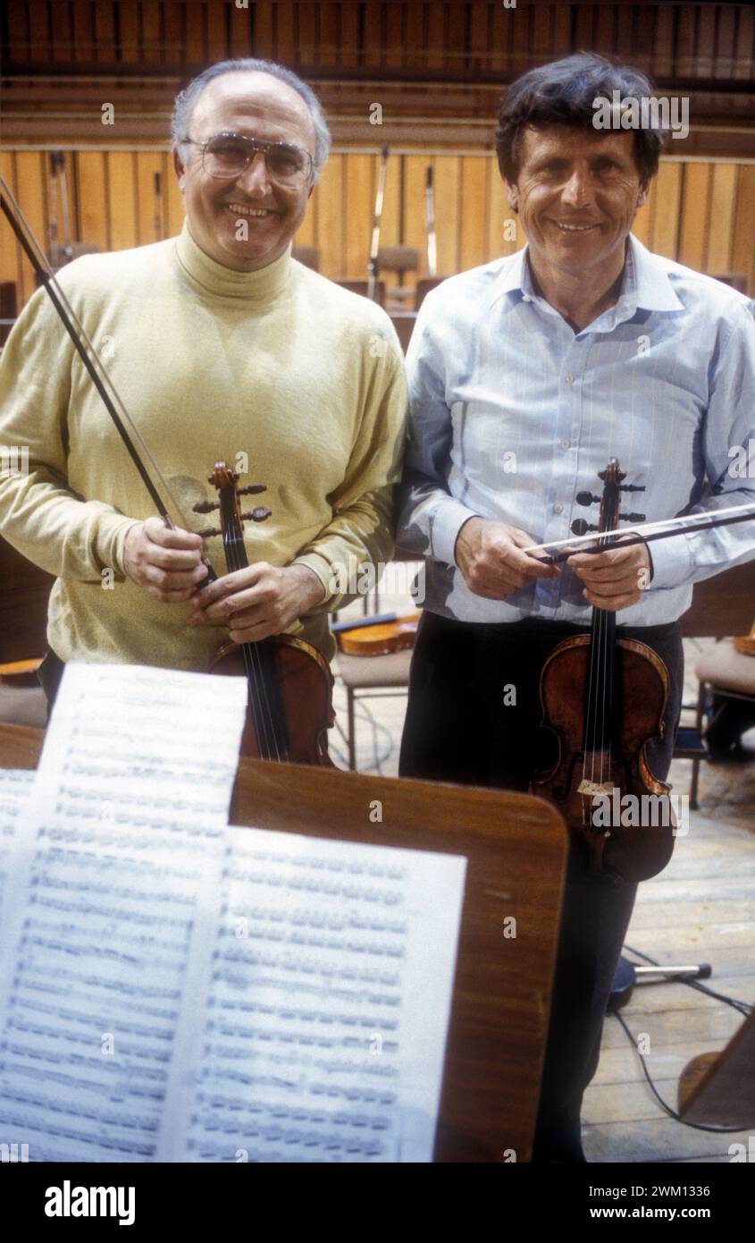 3827174 Salvatore Accardo; (add.info.: Rome, 1990. Italian violinists ...