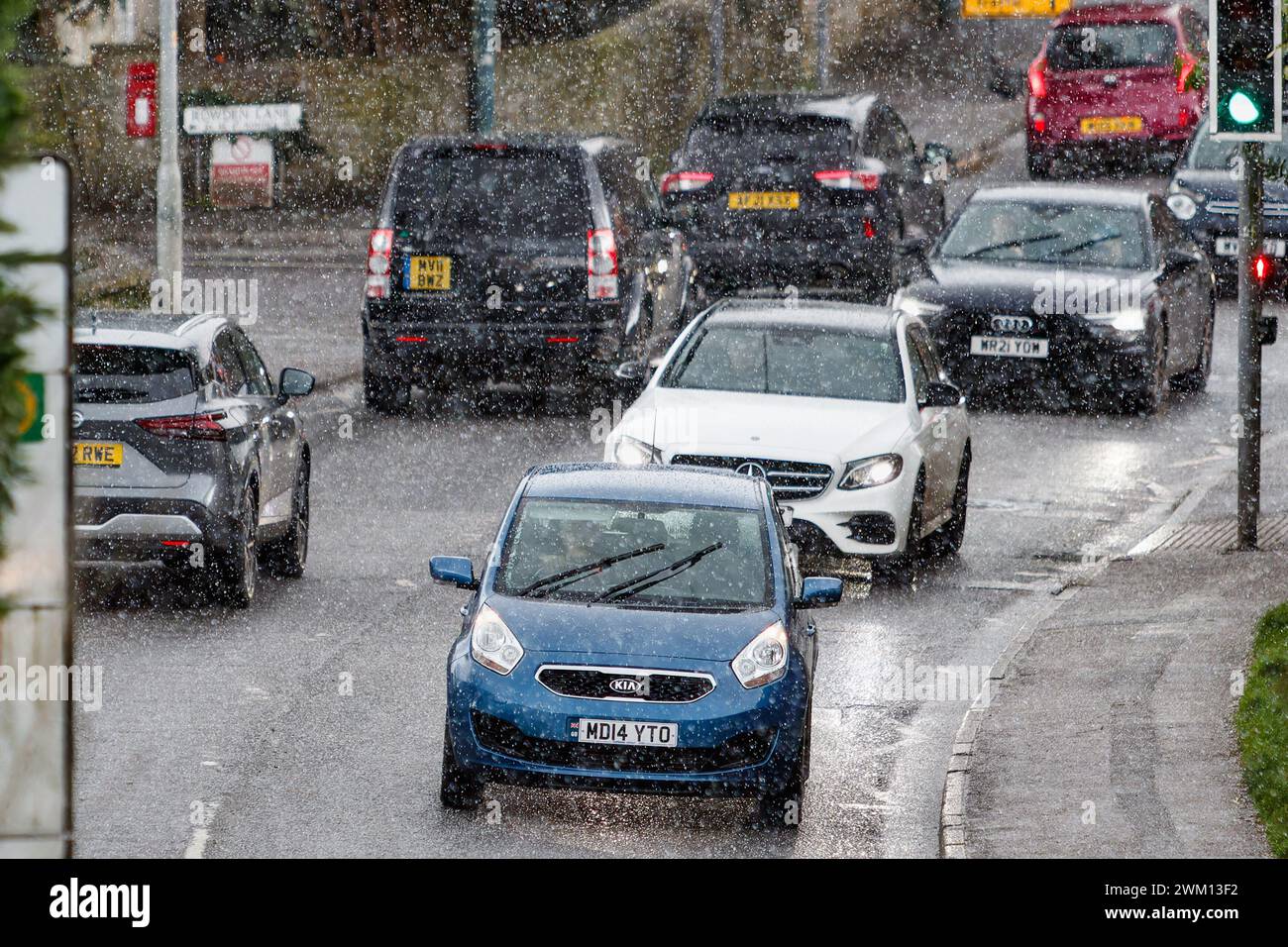 Chippenham, Wiltshire, UK. 23rd Feb, 2024. Drivers are pictured driving ...