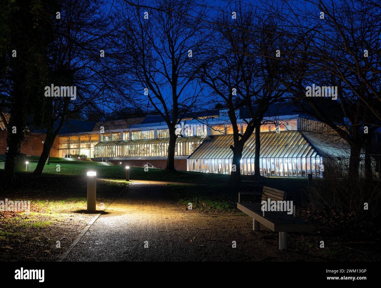 Night shot of exterior of the Burrell Collection Museum and Art Gallery ...
